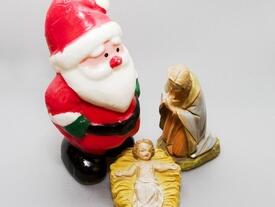 Jesus KOs Santa Again This Year - Rasmussen Reports®