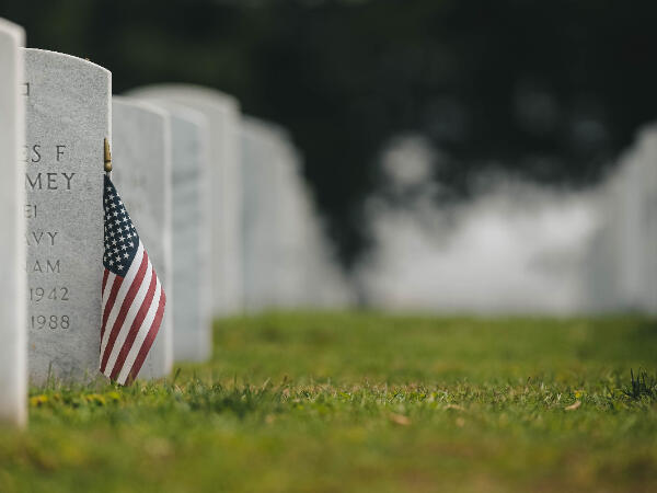Memorial Day: Remembering Fallen Heroes - Rasmussen Reports®